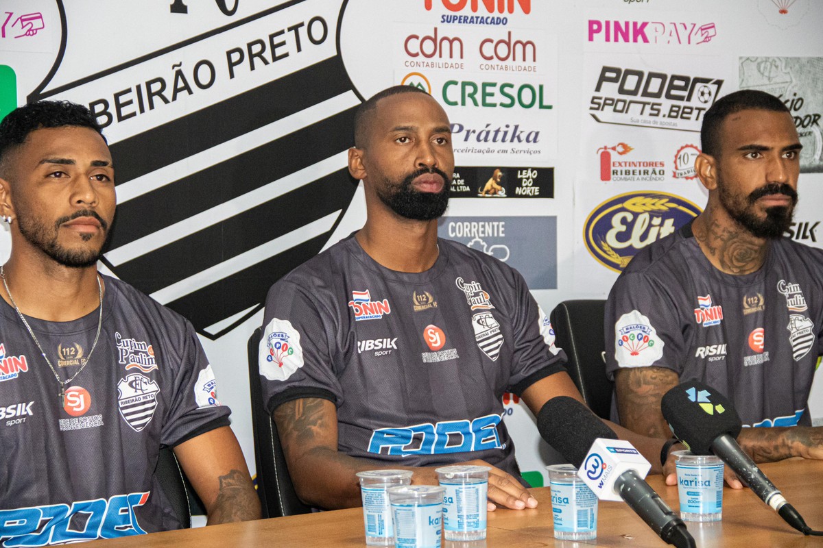 "Estamos num nível alto", diz Guilherme Teixeira sobre elenco do Comercial para Copa Paulista ...