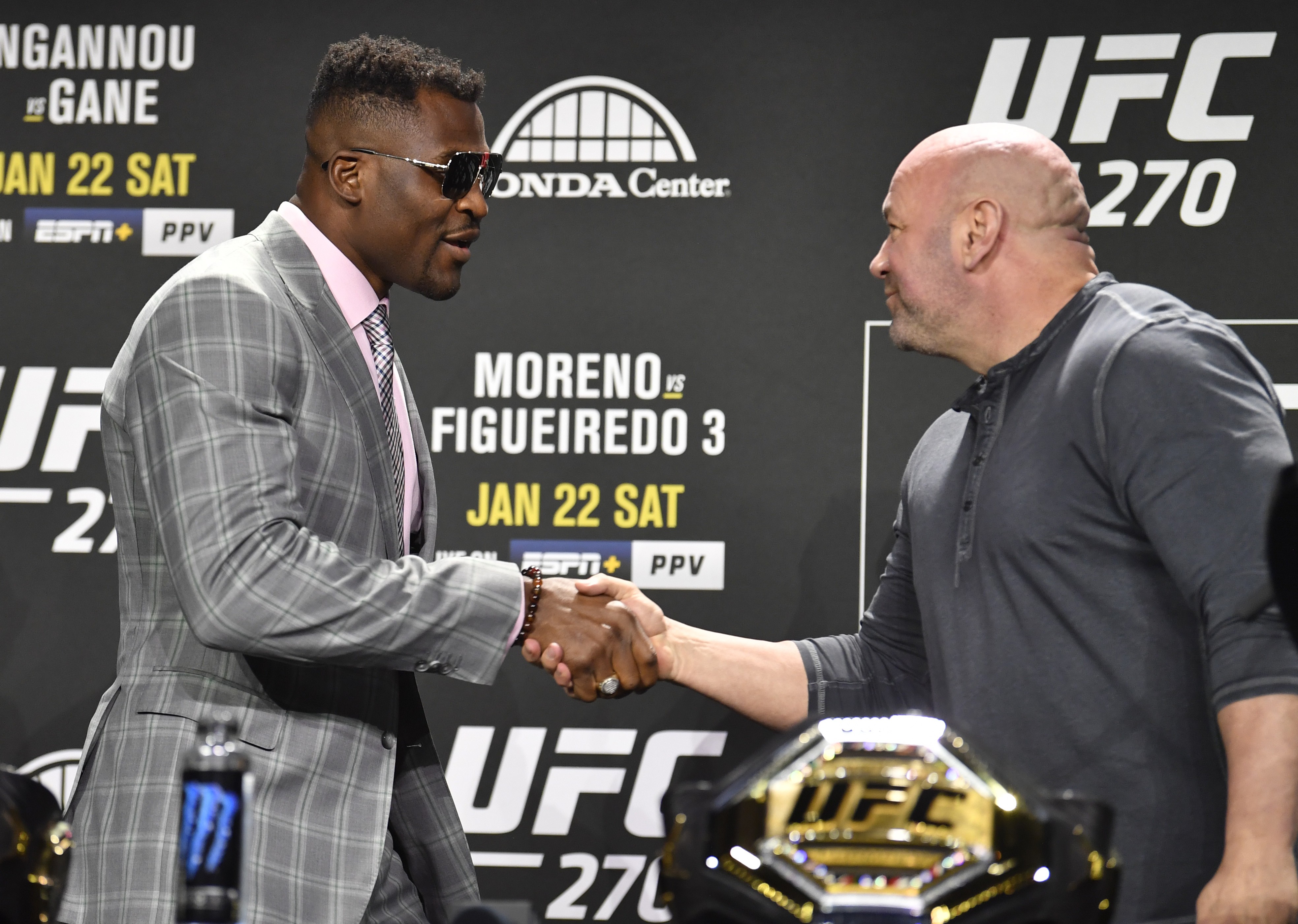 Ngannou garante ter ganho o dobro de dinheiro que ganharia se seguisse ...