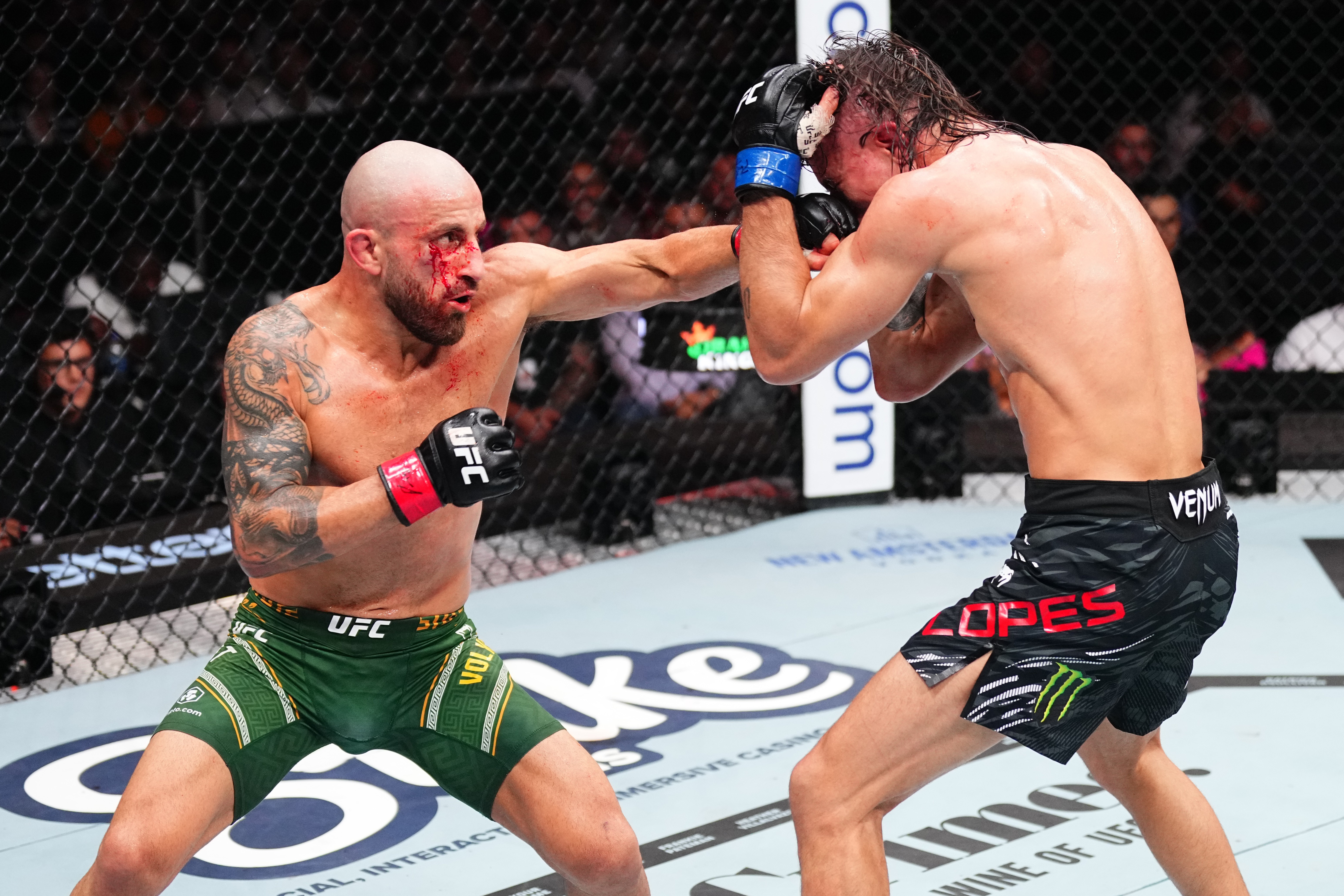 Amanda Nunes e Diego Lopes lutam por cinturões do UFC em janeiro | Ge