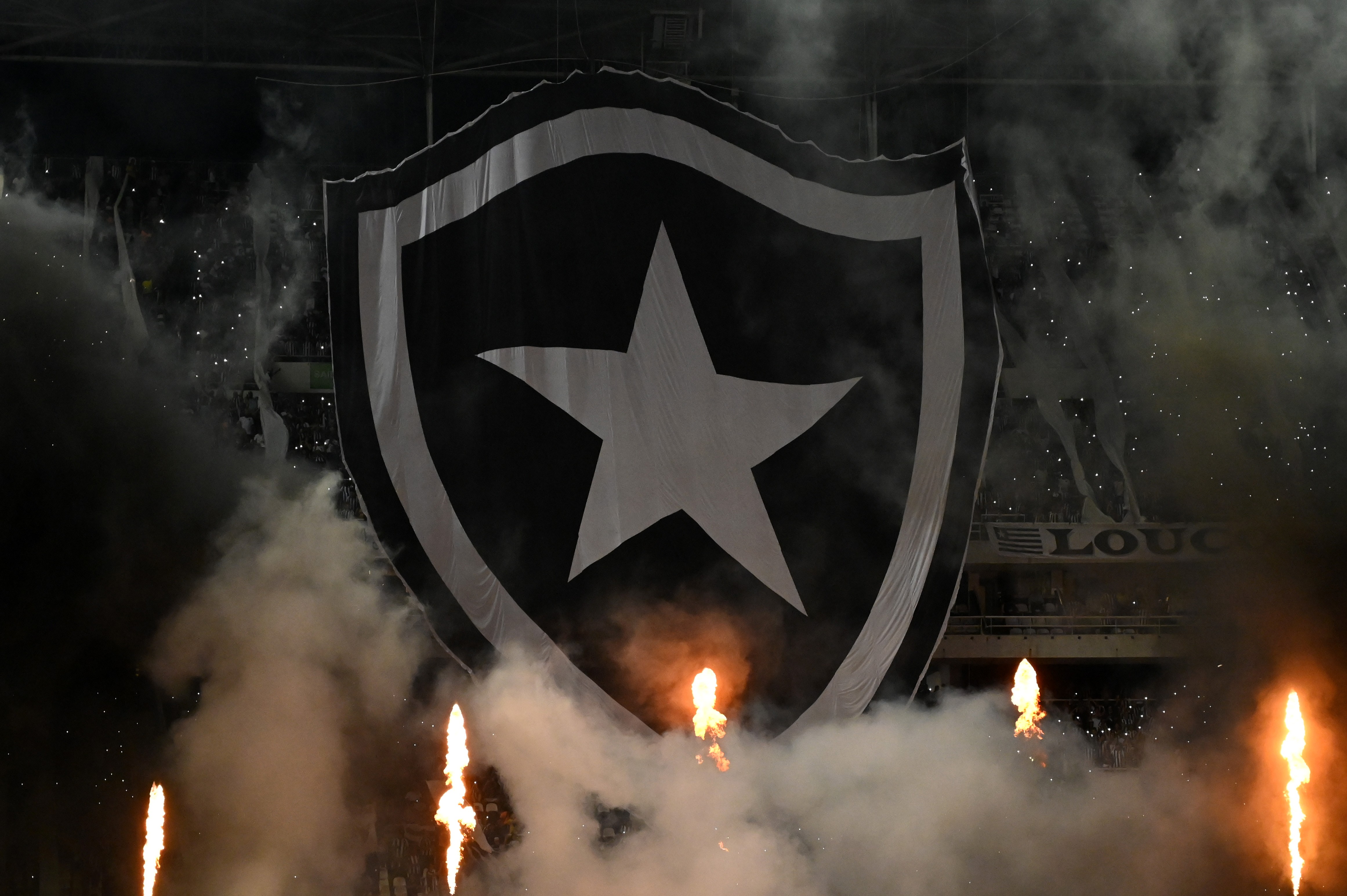 Contra o Palmeiras, Botafogo quebra seu recorde de público em 2024 | Ge