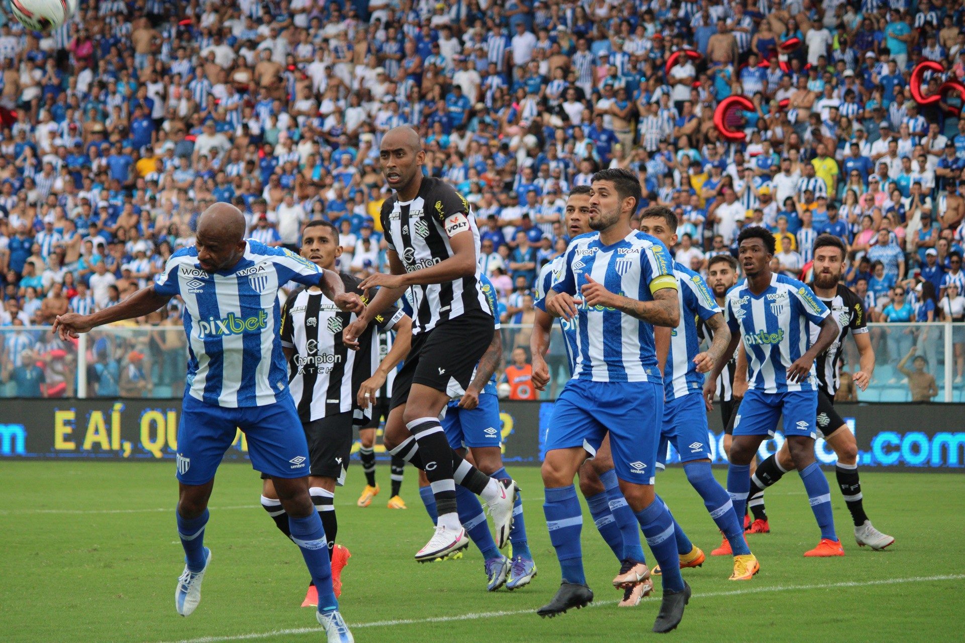 Maurício resume goleada do Figueirense para o Avaí: "Tudo deu errado" | Ge