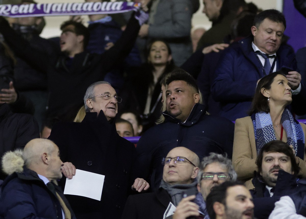 Ronaldo condena racismo de torcida do Valladolid a Vini Jr: 