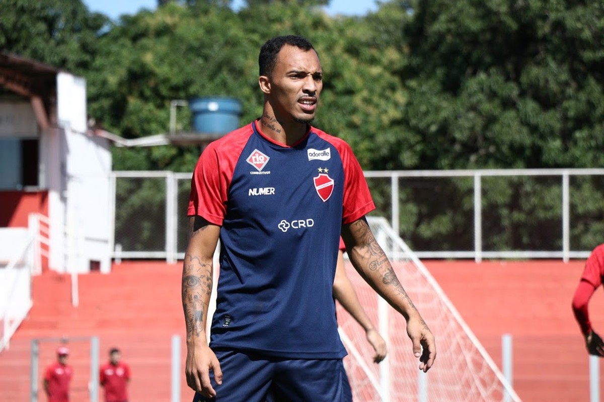 Joseph espera que Vila melhore o aproveitamento em casa após vitória ...