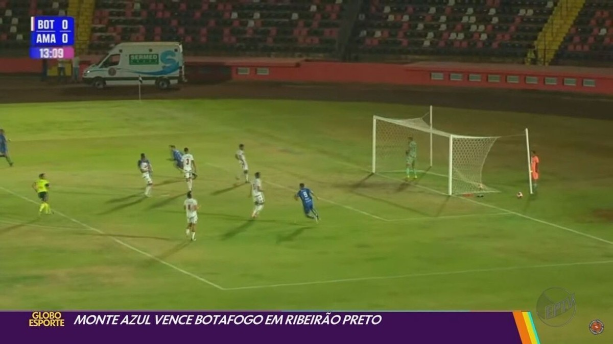 Disputa? Patrick Brey vê parceria com Jean Victor na lateral-esquerda ...