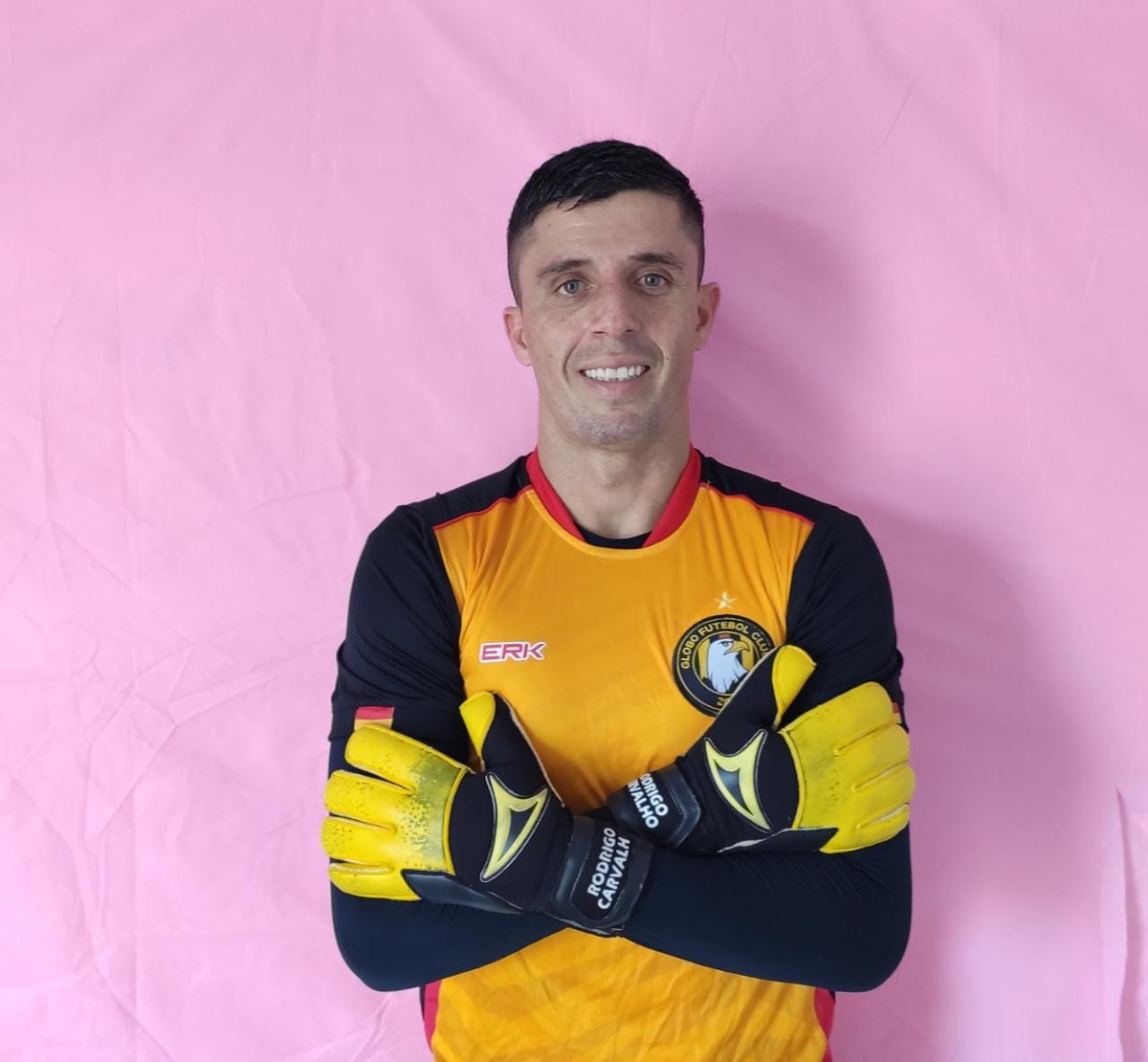 Globo FC apresenta goleiro Rodrigo Carvalho, ex-ABC e Retrô | globo fc | ge