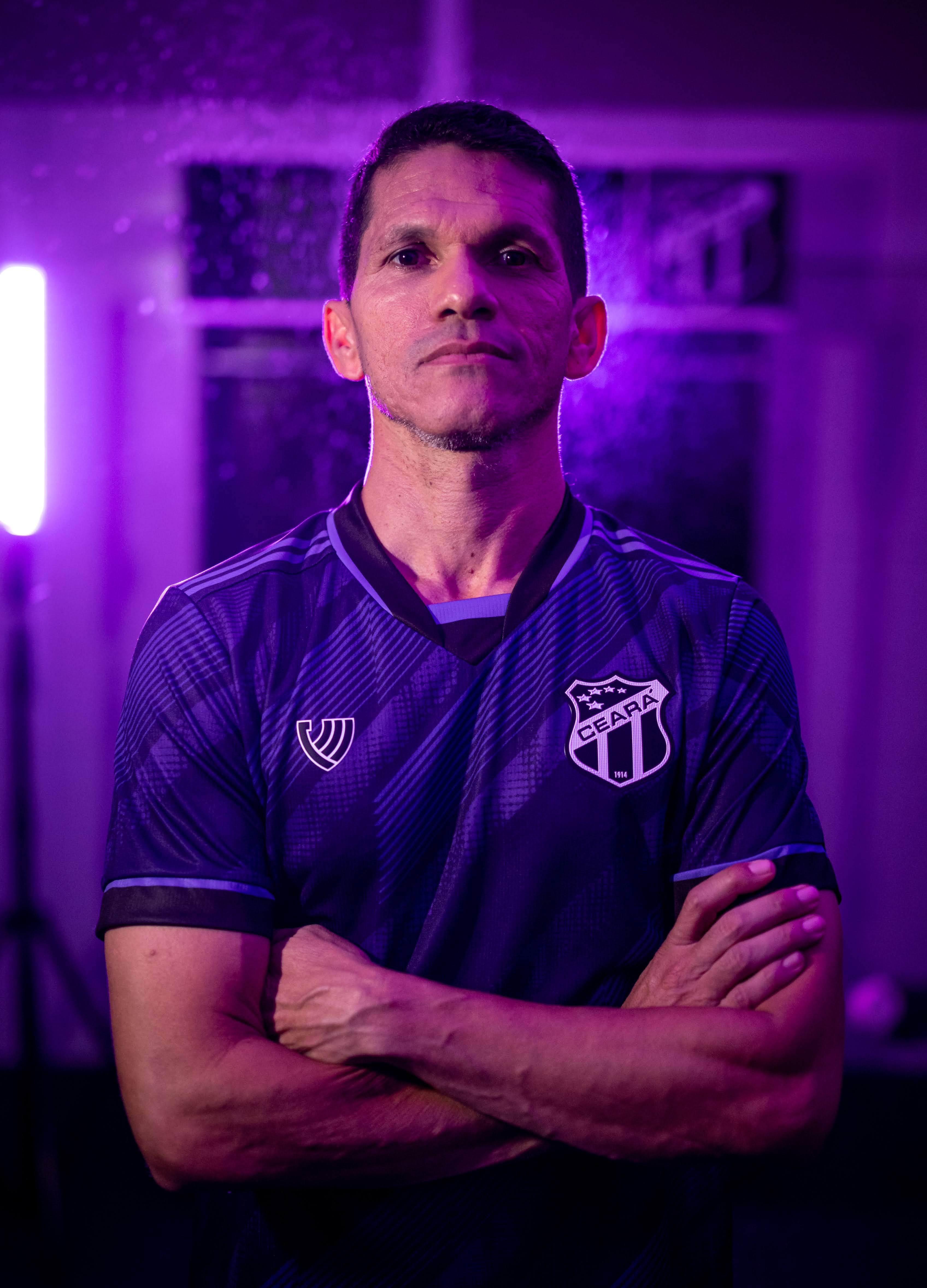 Nova camisa do Ceará homenageia o Rio Branco e tem Magno Alves de ...