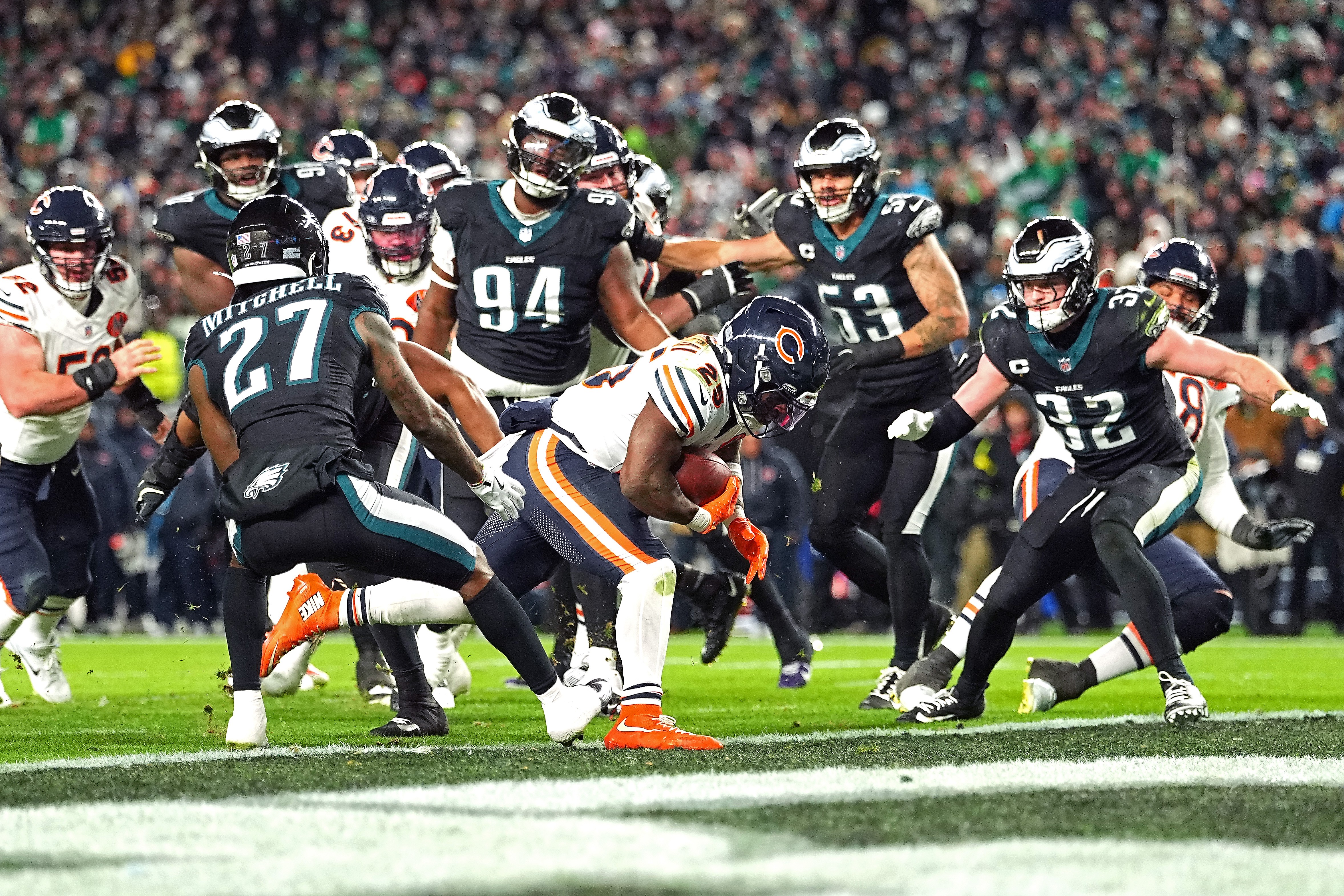 NFL: Com boa atuação de brasileiro, Bears vencem os Eagles | Ge
