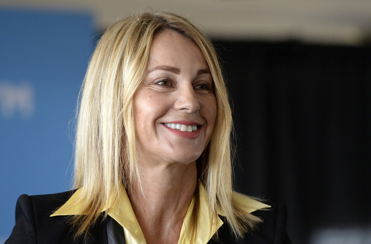 Embaixadora do Mundial, Nadia Comaneci revive nota 10 em Montreal ...