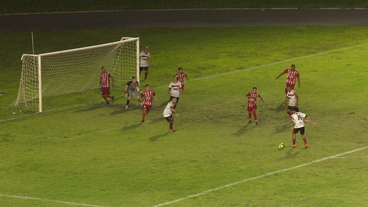 Caça-Rato faz primeiros gols pelo Náutico-RR, que sai na frente, mas ...