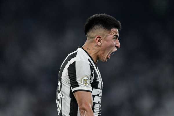 Almada é o primeiro jogador da história do Botafogo a ser indicado em ...