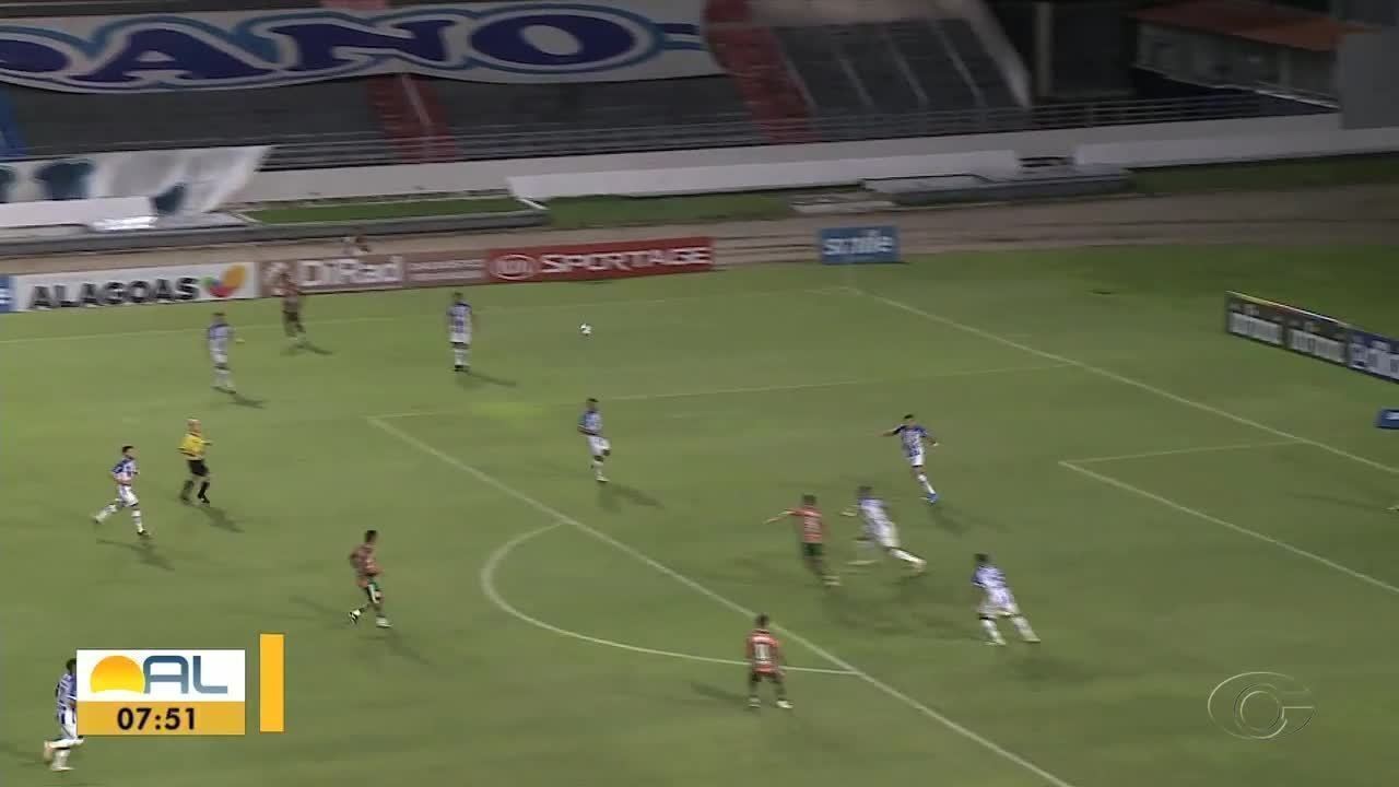 Gabriel Tonini combate, dá passe decisivo para o CSA e chama atenção ...