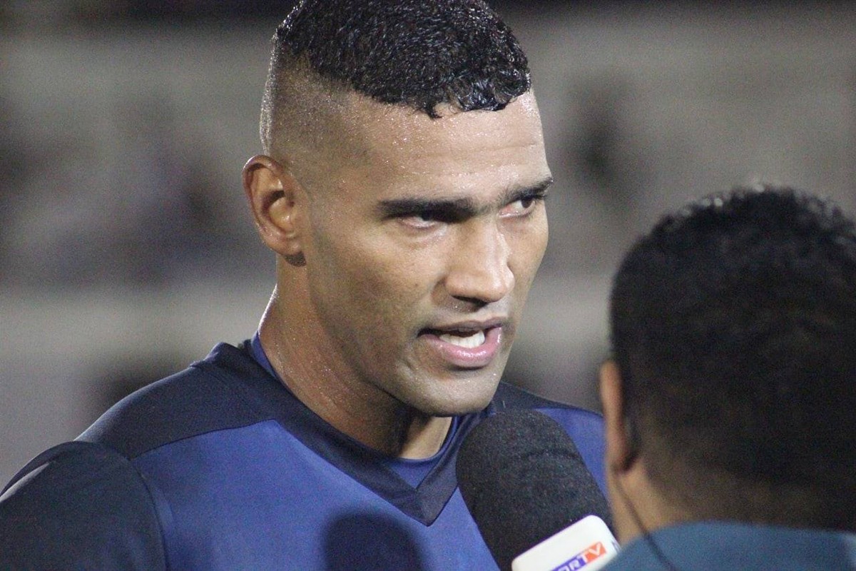 "A partir de agora vocês vão ver um Edson diferente", desabafa goleiro ...