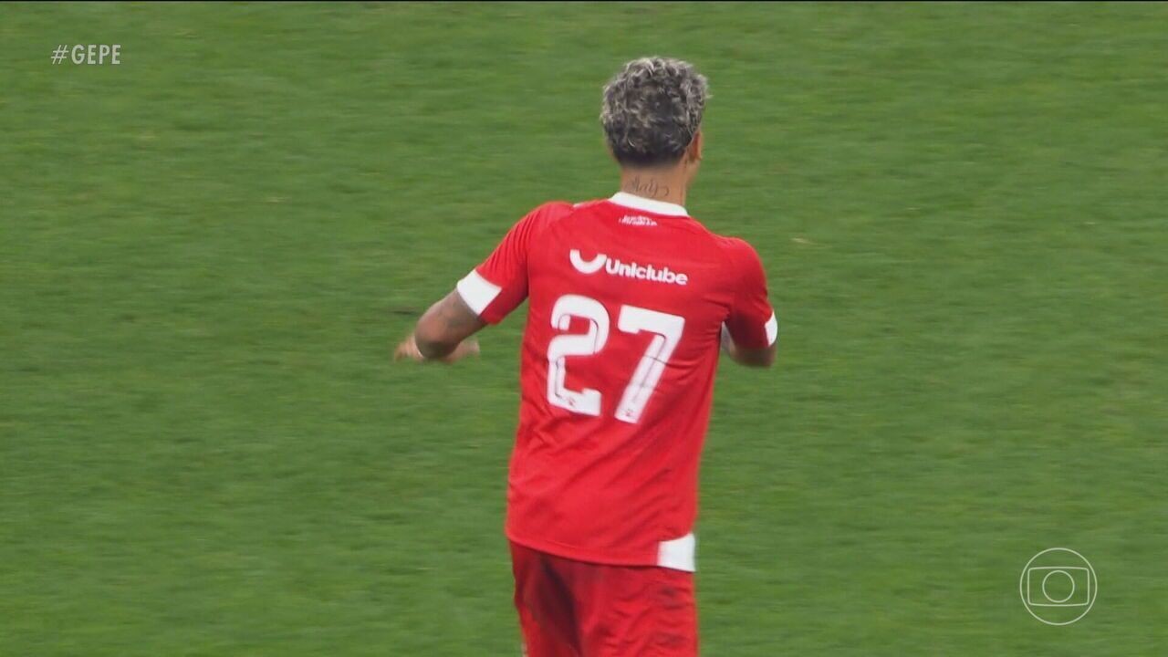 Náutico anuncia o meia Wenderson, 12ª contratação para a temporada 2025 ...