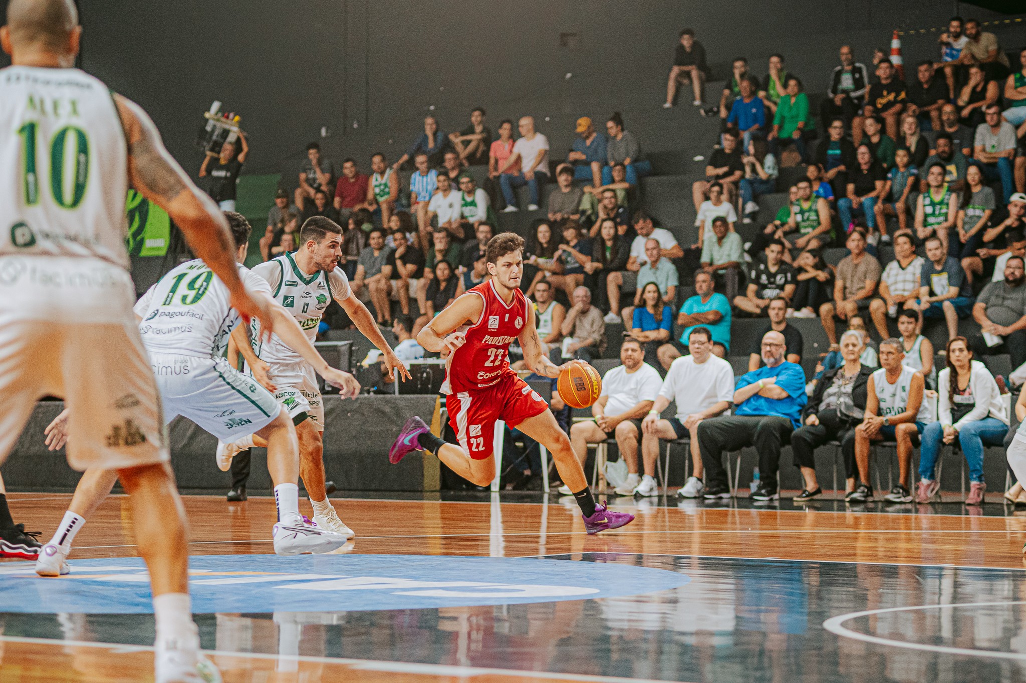 Bauru Basket vence Paulistano e empata série das oitavas do NBB | Ge