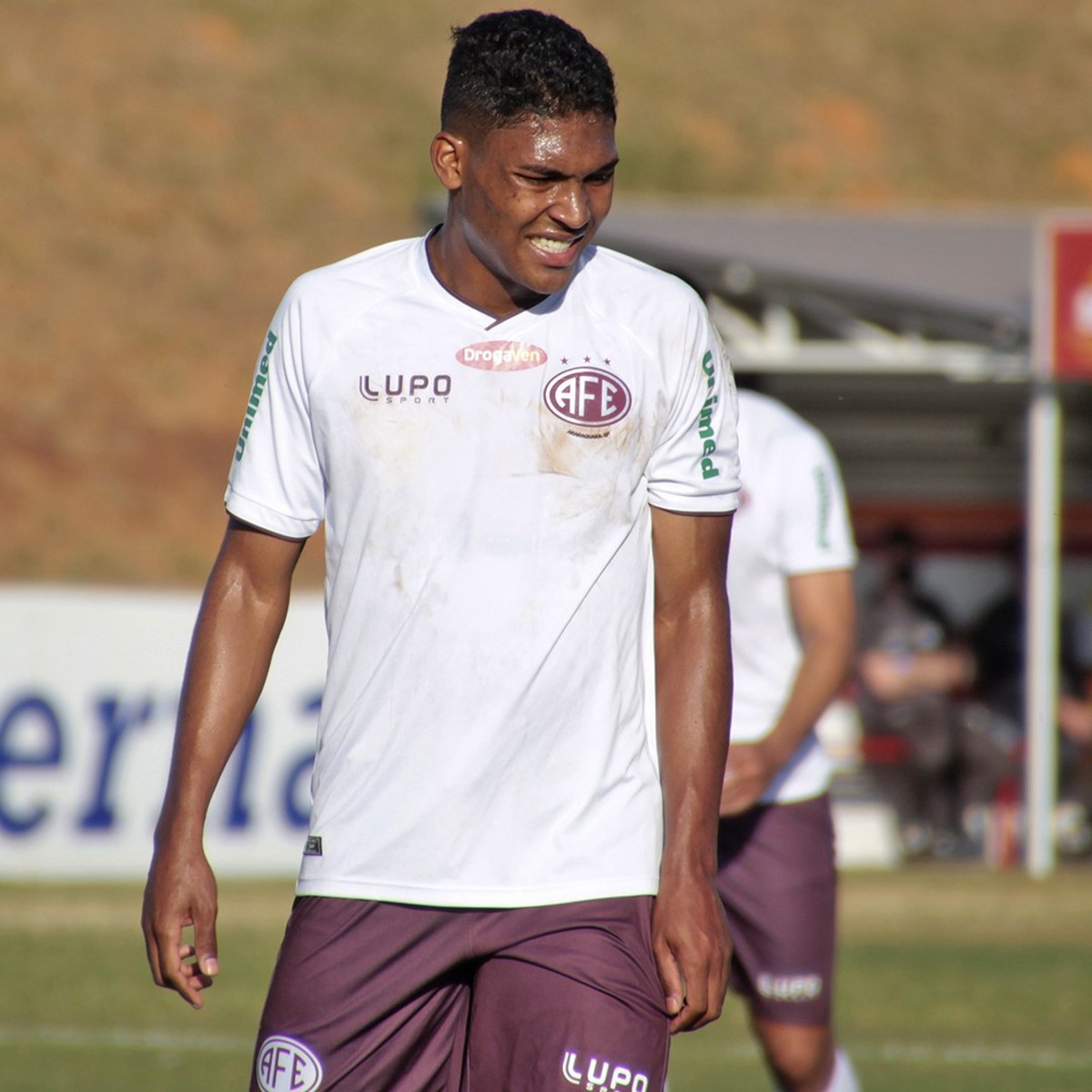 River-PI contrata zagueiro Matheus Fernando, ex-Ferroviária e ...