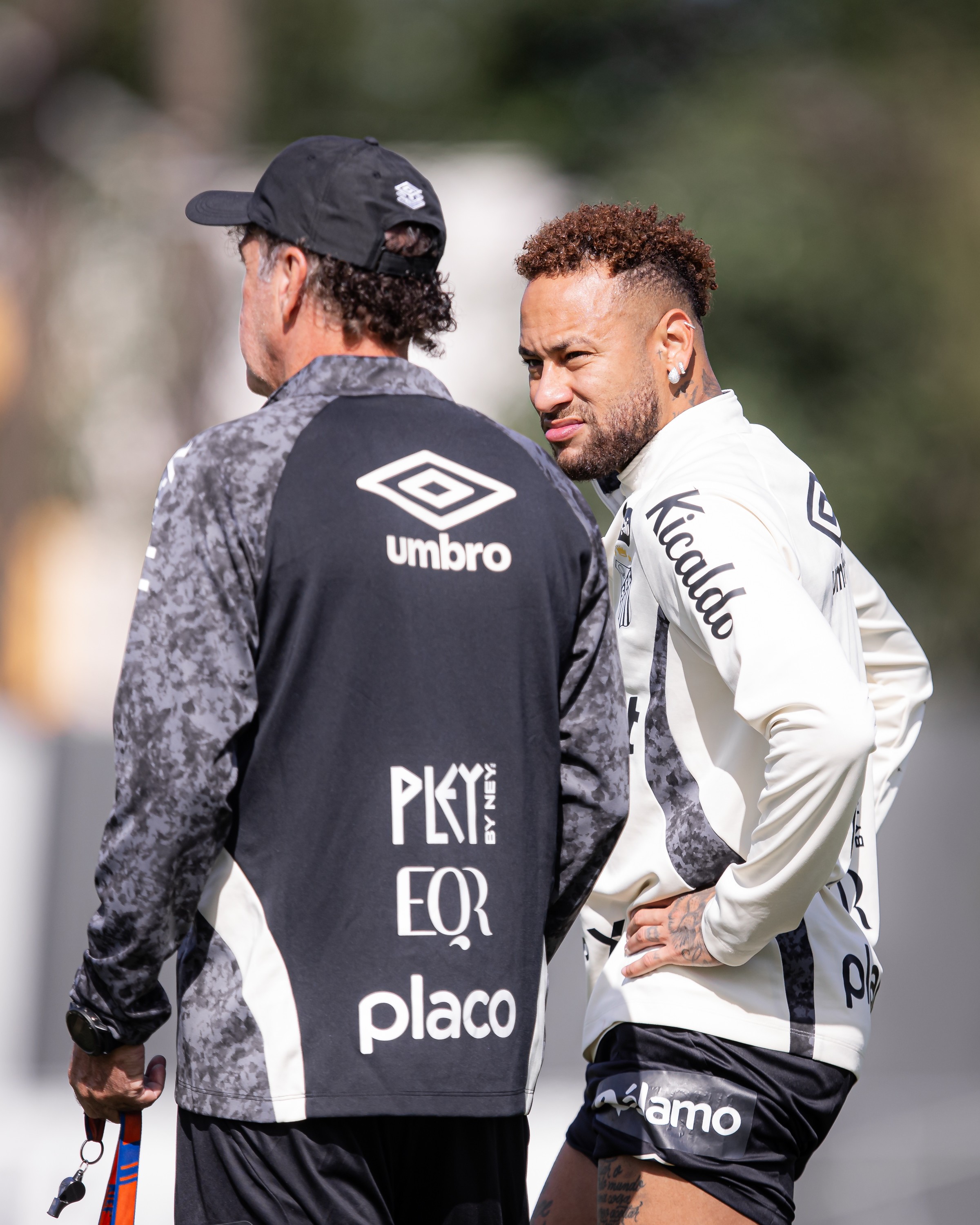 Com Neymar e desfalques, Santos divulga lista de relacionados para jogo ...