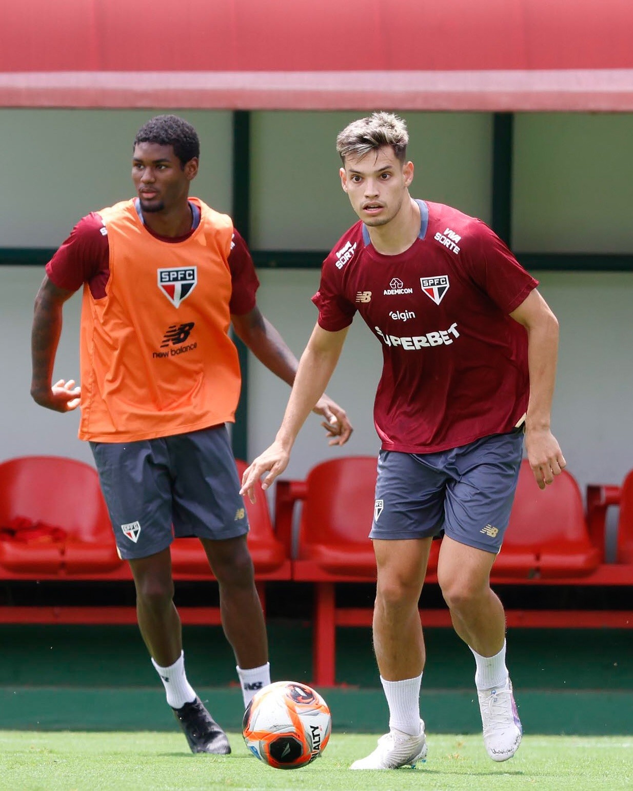 Esperança de receita no São Paulo, Bobadilla perde espaço no começo de ...