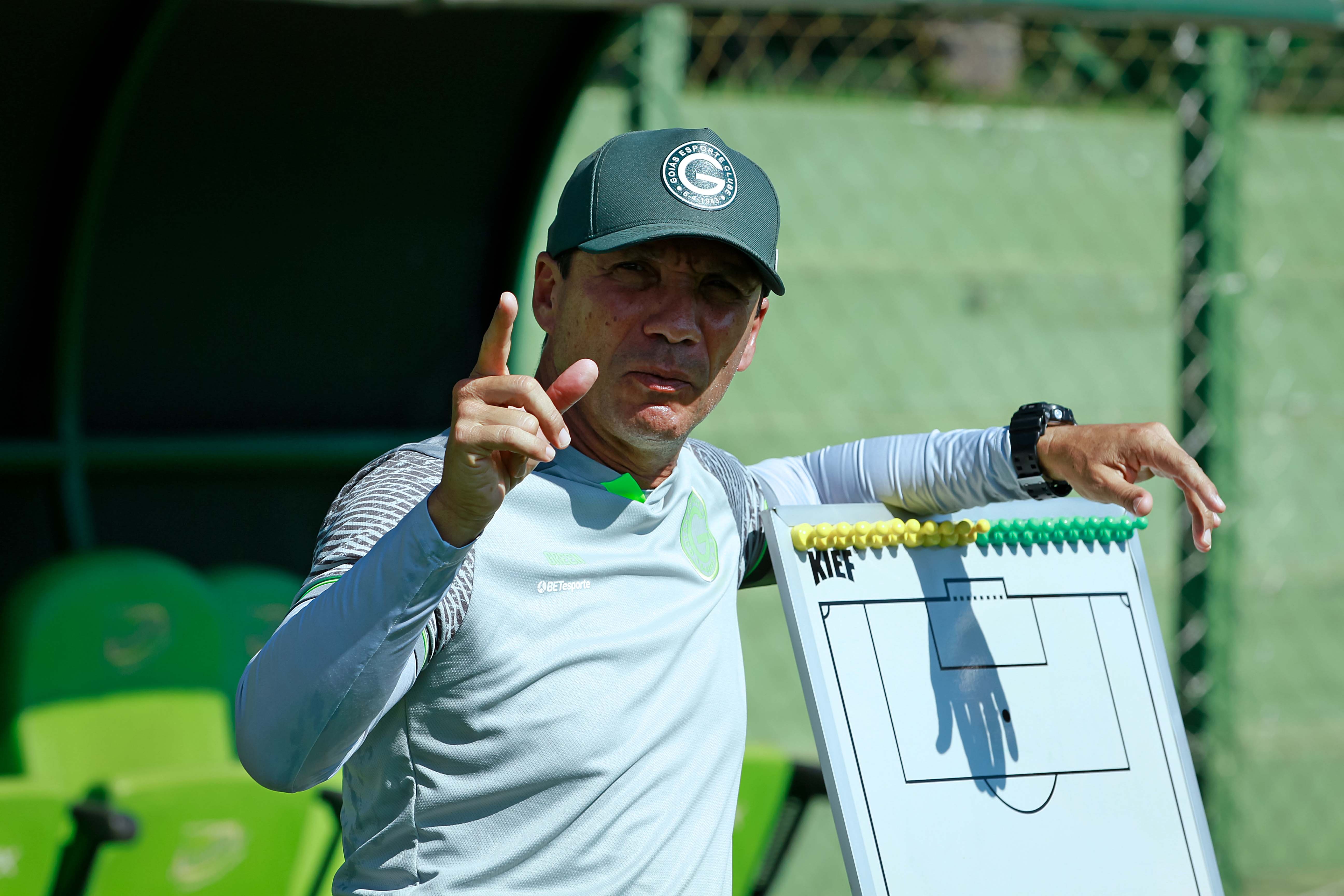 Zé Ricardo é o novo técnico do Criciúma | Ge