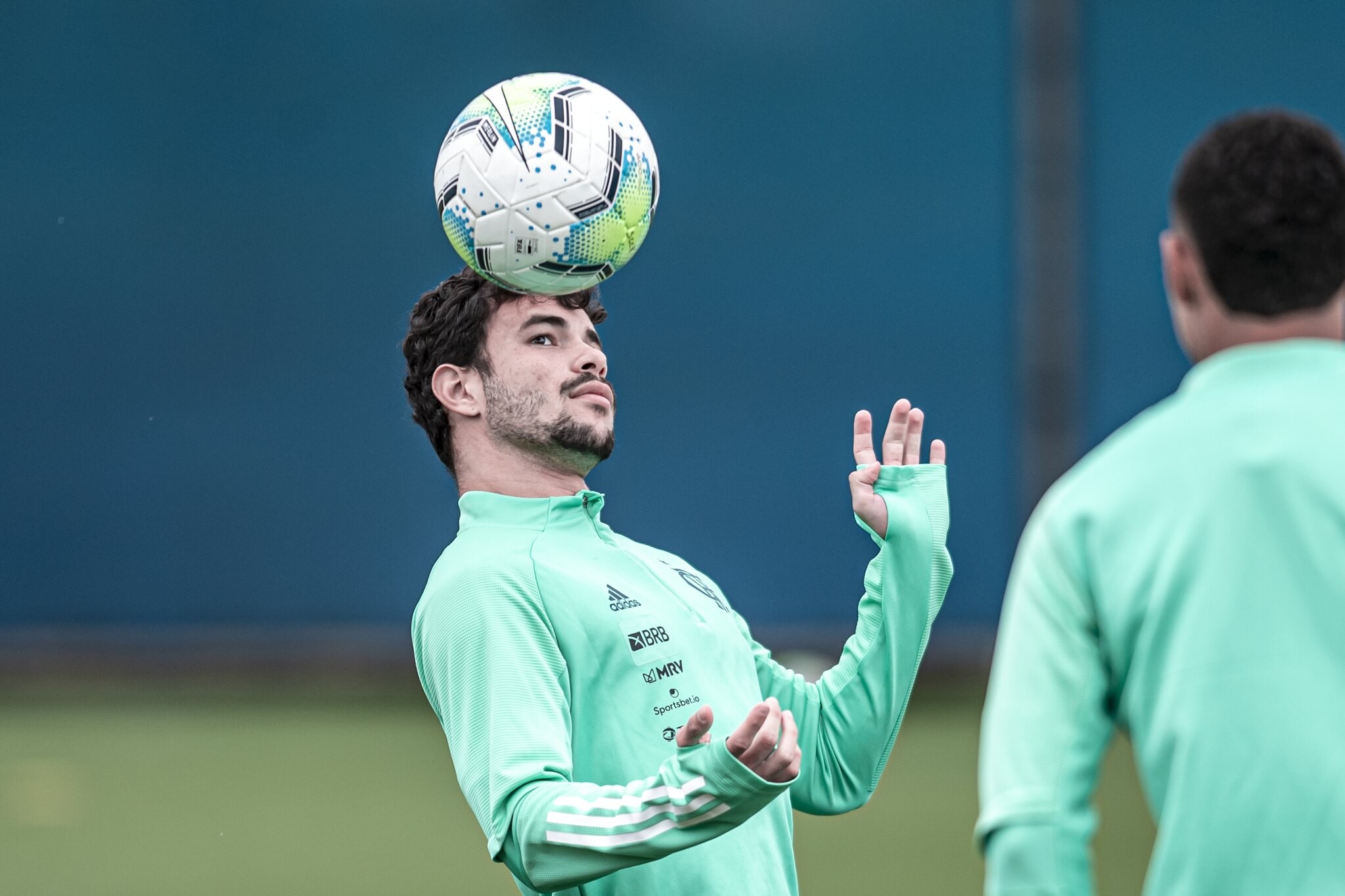 Da renovação à estreia profissional: a semana de reviravoltas de Daniel ...