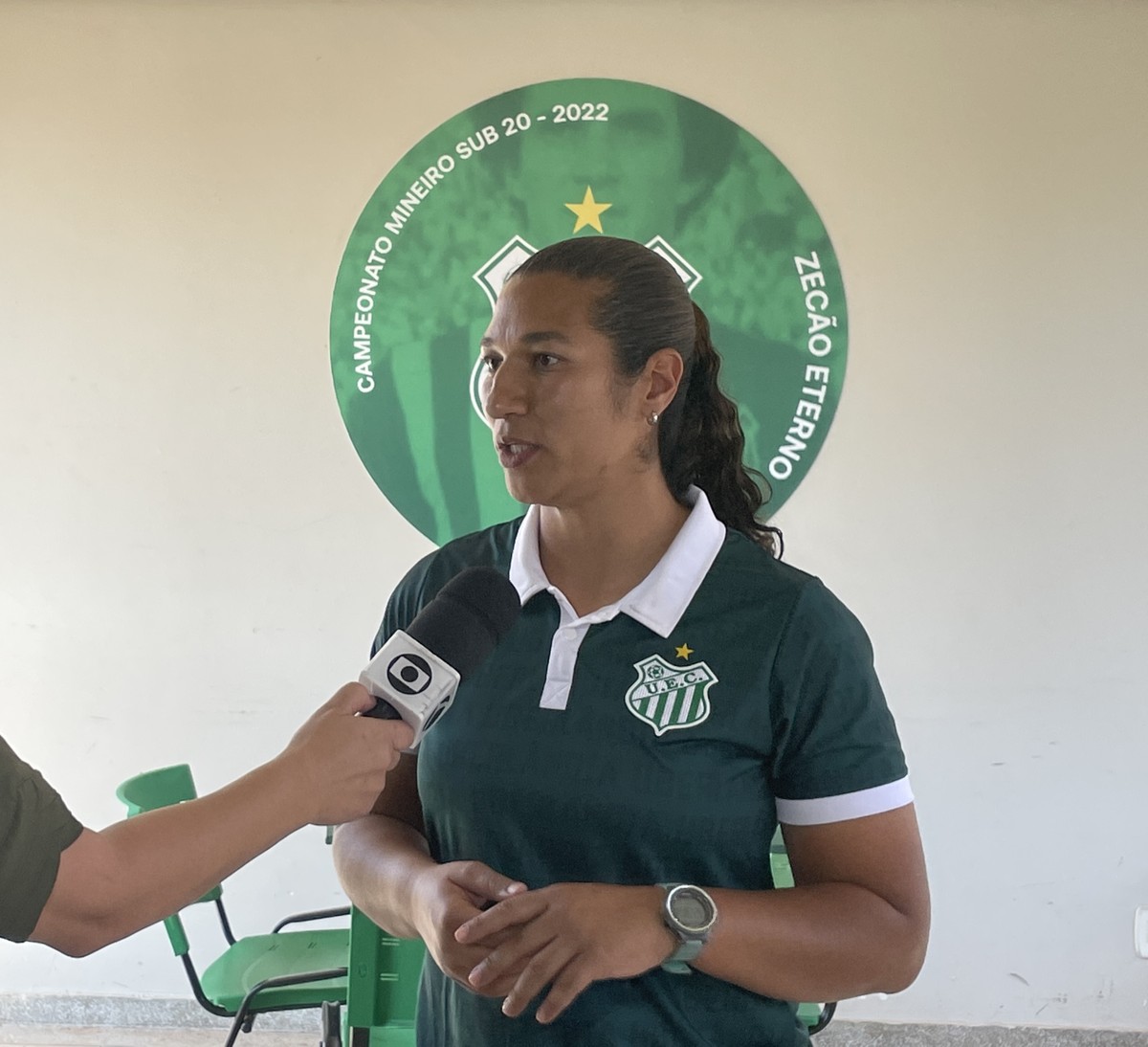 Uberlândia anuncia saída da técnica Dani Alves | futebol | ge