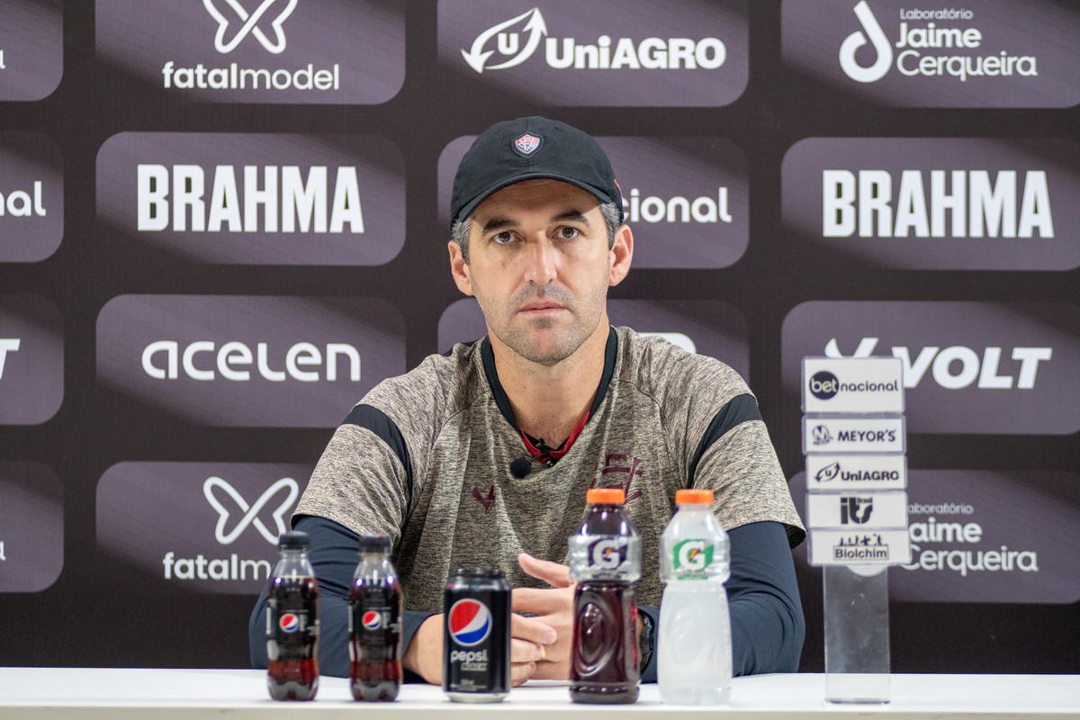 Léo Condé Quer Usar Partida Contra O Avaí Para Dar Resposta Após