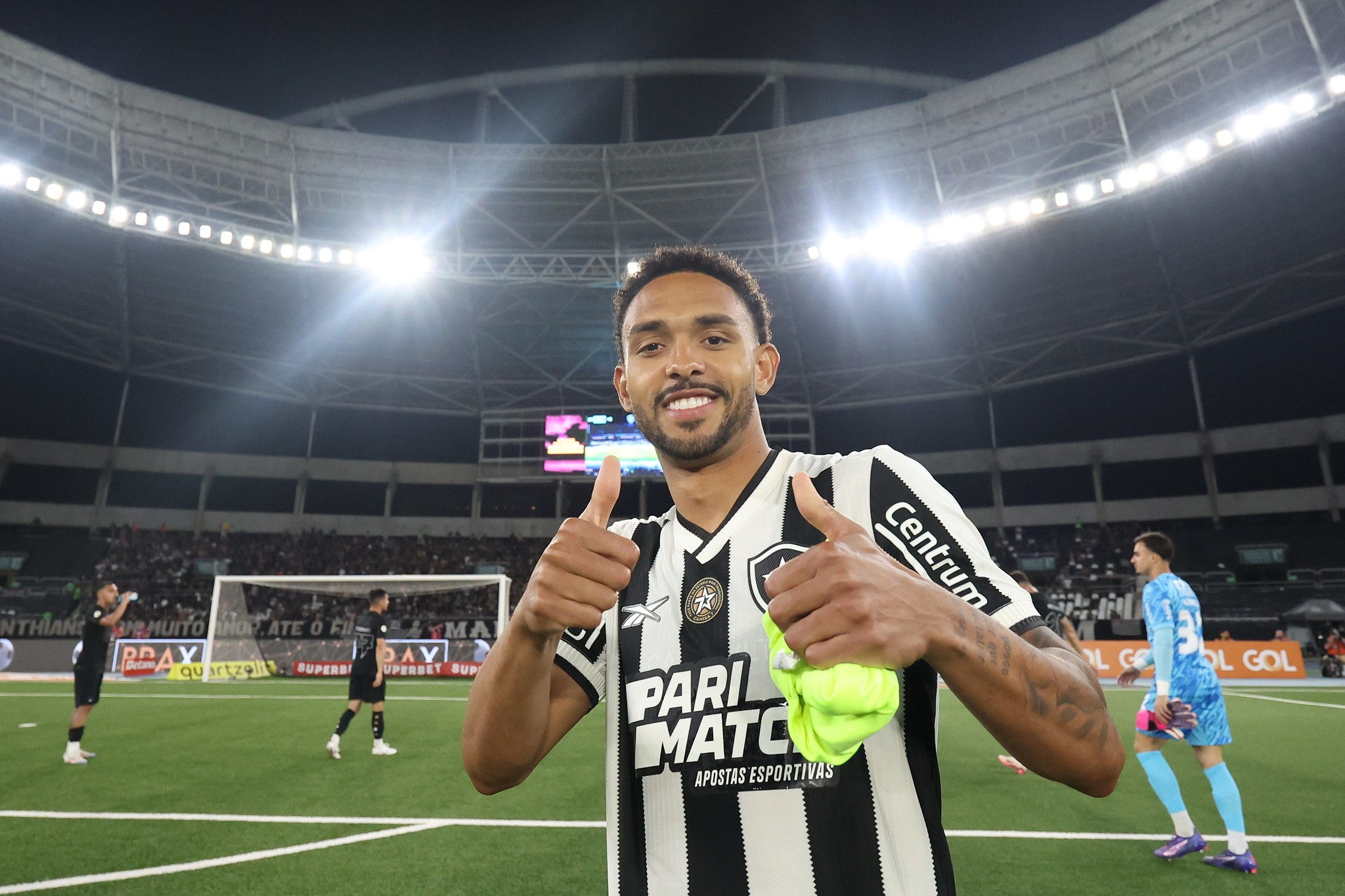 Vitinho conta que soube da titularidade no vestiário e avalia estreia ...