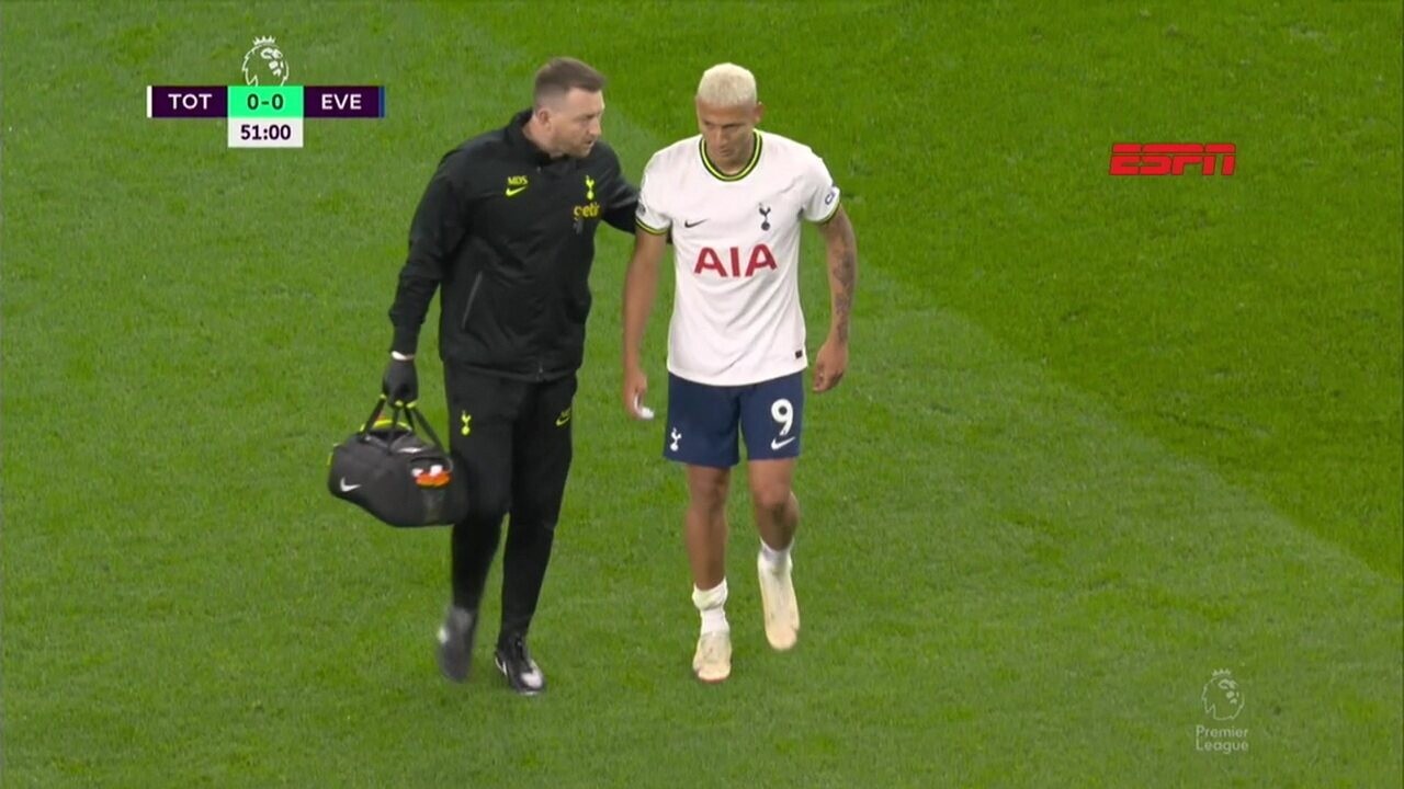 Richarlison chora e teme ficar fora da Copa do Mundo após lesão | Ge