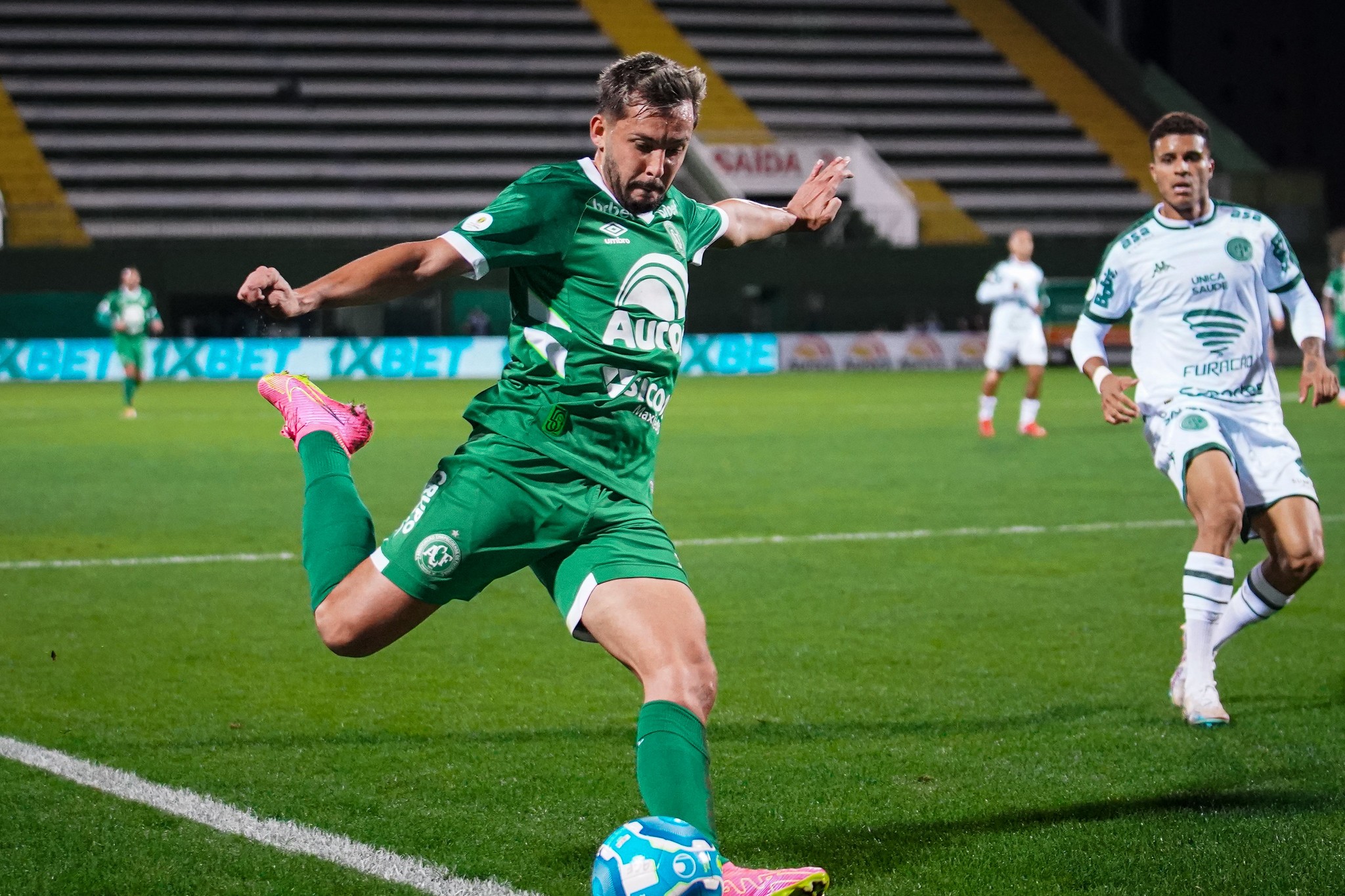 Remo anuncia contratação do zagueiro Reniê, ex-Paysandu, e do meia ...