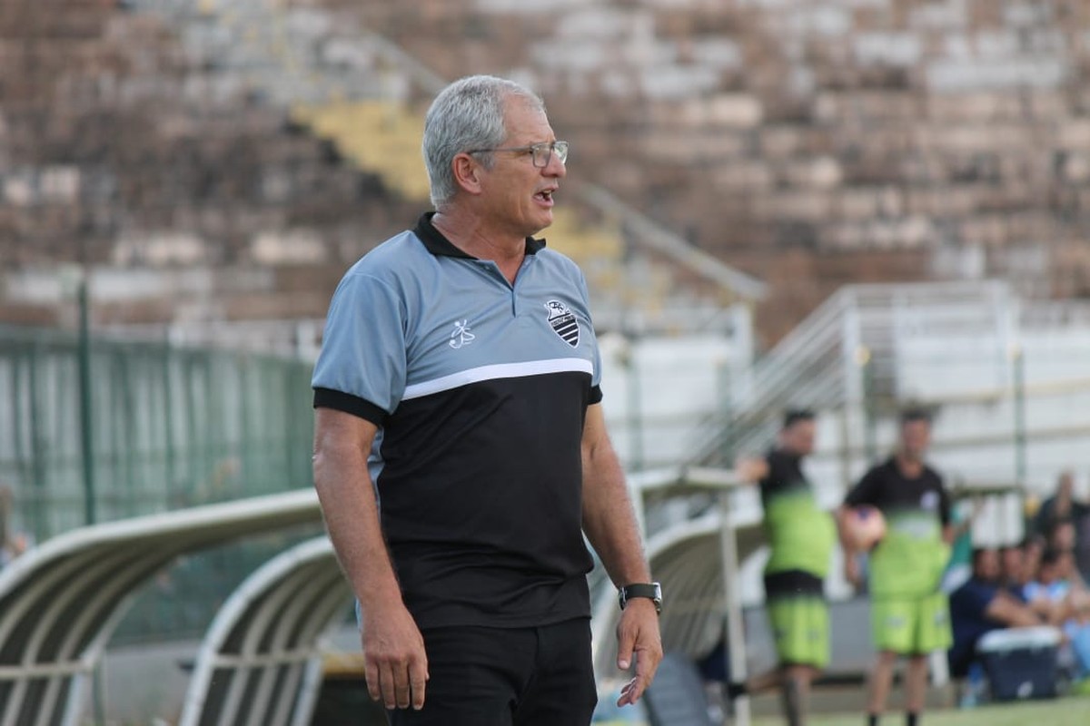 Comercial anuncia permanência de Fahel Júnior como técnico para Série ...