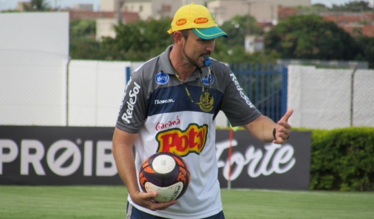 Egert analisa tabela do Mirassol no Paulistão: "Quem deixa difícil ...