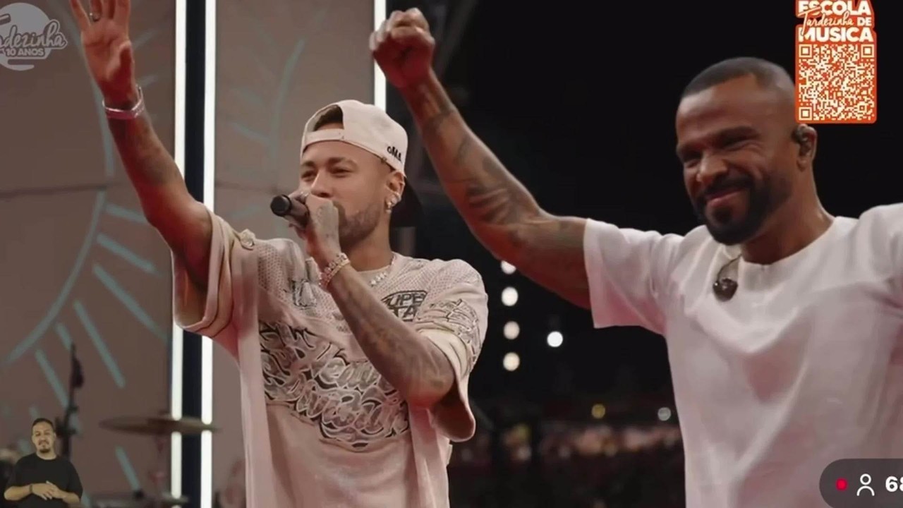 Neymar viaja a Belo Horizonte para operar o joelho esquerdo | Ge
