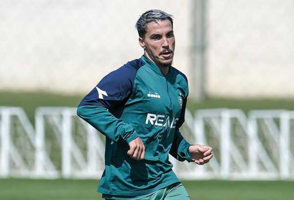 Jornalista português diz que Josué, reforço do Coritiba, vai encantar ...