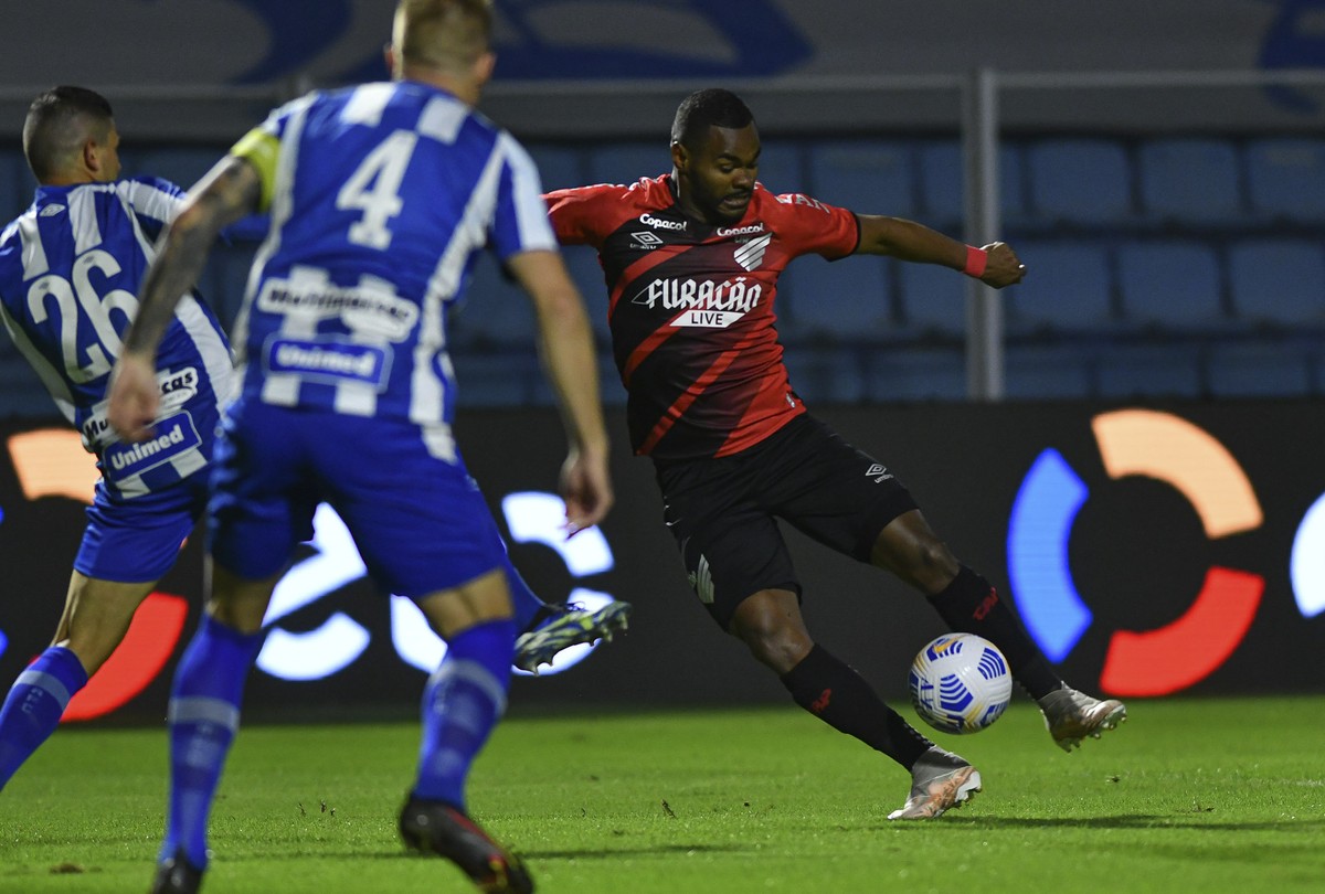 Athletico Sai Na Frente Mas Sofre O Empate Contra O Avaí Pela Estreia