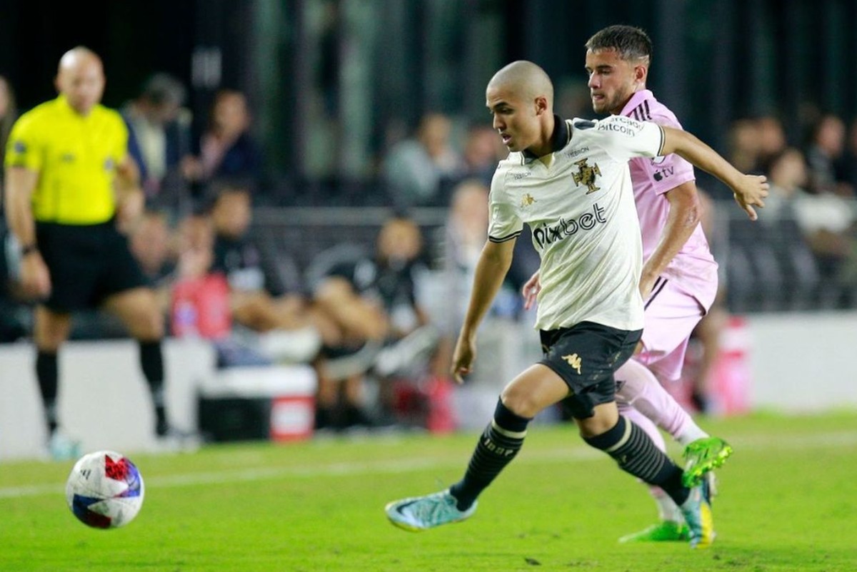 Nos EUA, amazonense estreia no time profissional do Vasco | futebol | ge