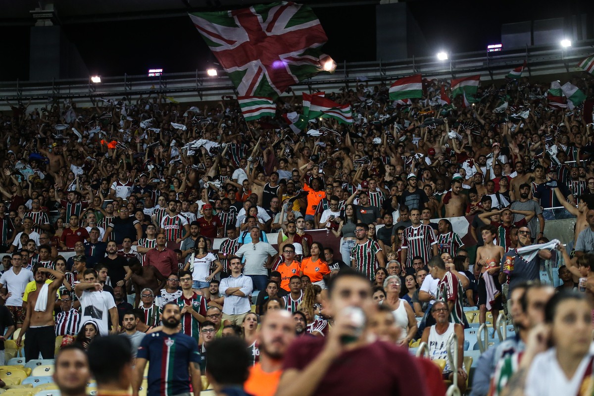 Fluminense divulga aumento do número de sócios-torcedores durante ...