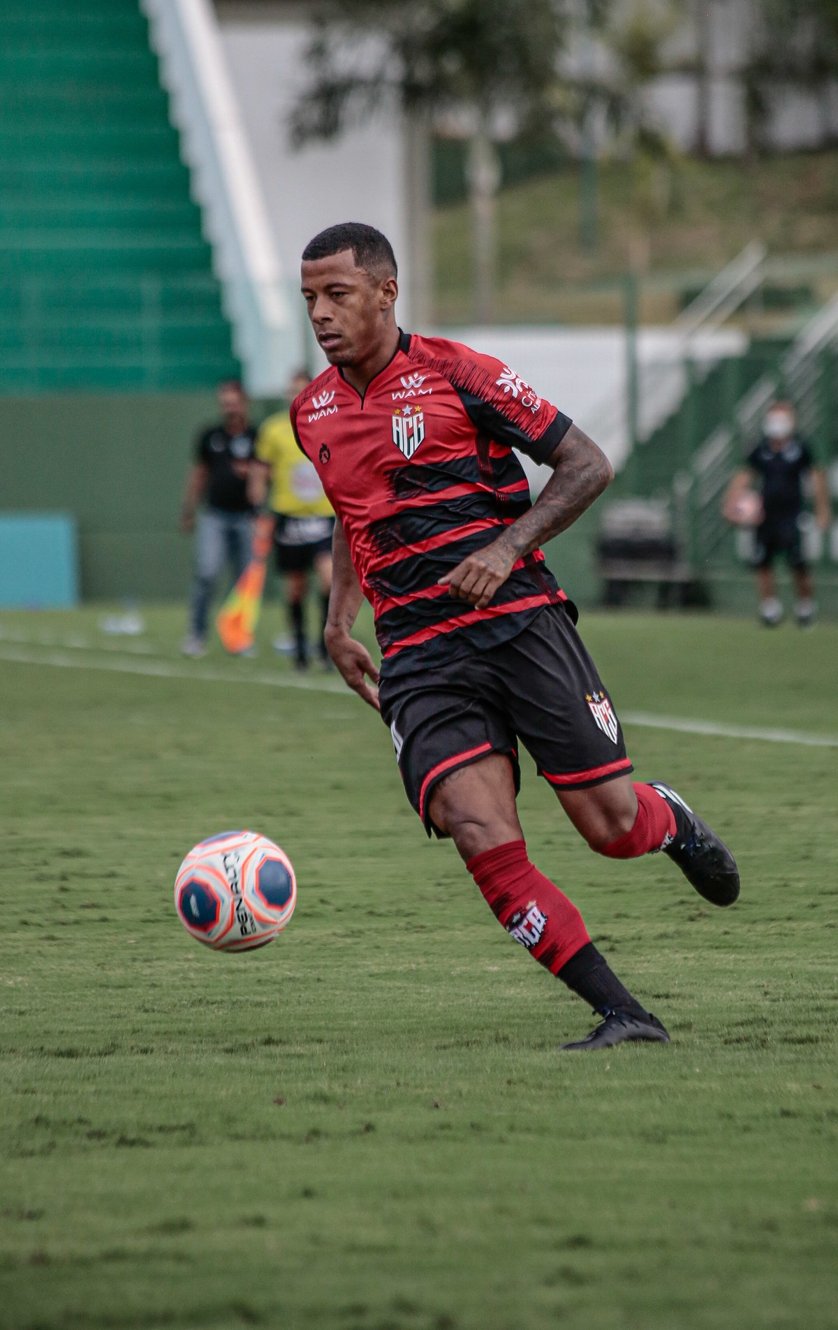 Atlético-GO deve ter o retorno de Arthur Gomes contra Corinthians ...