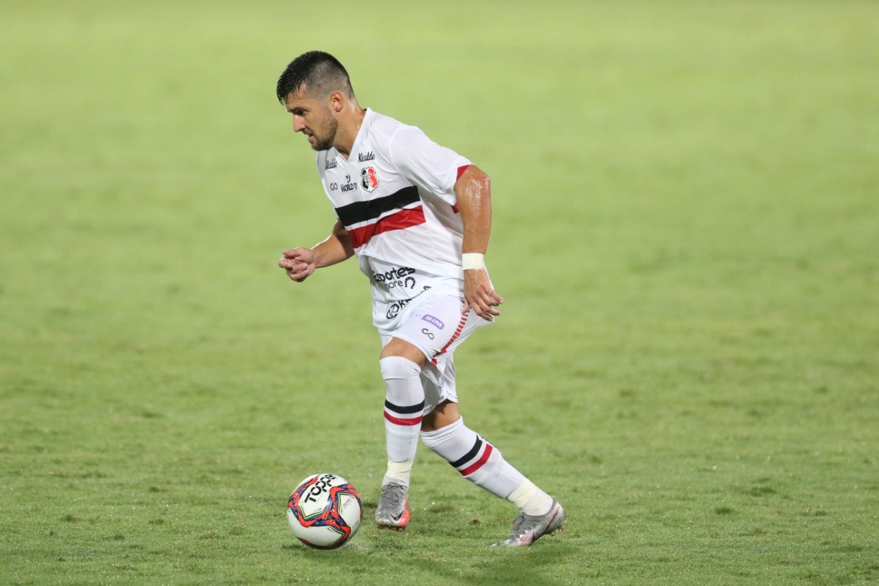 Ex-Santa Cruz, atacante Frank é o novo reforço do Central | Ge