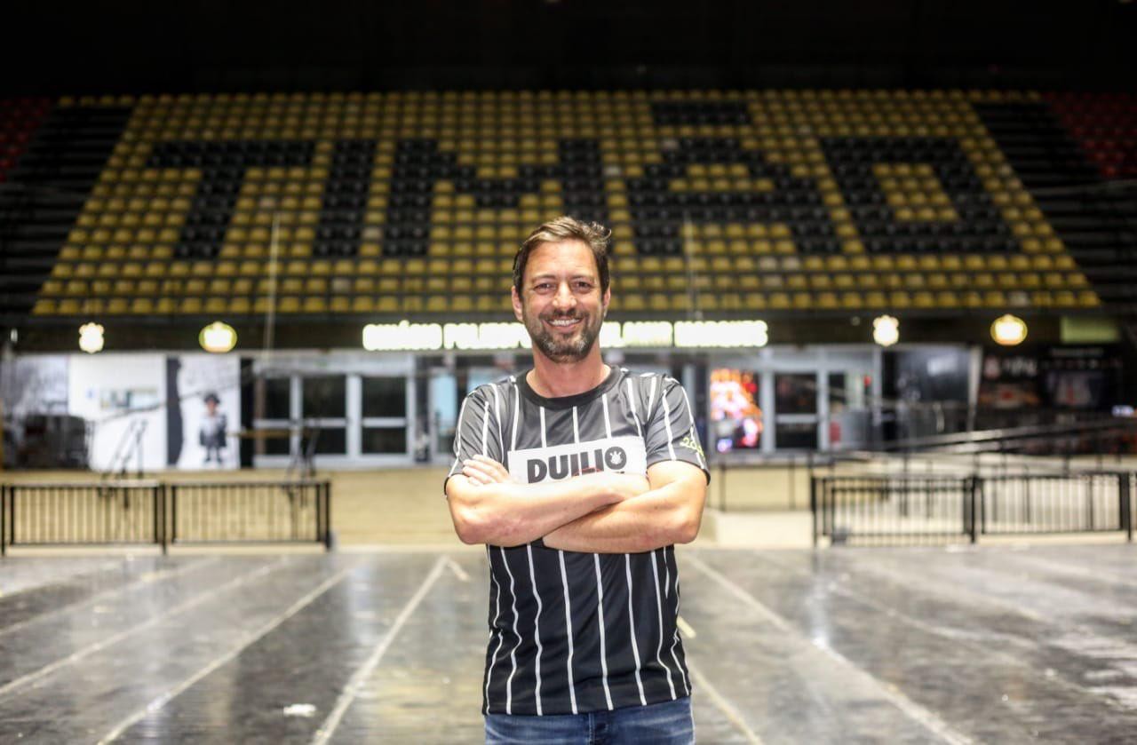 Duílio completa um mês na presidência do Corinthians com mudanças e ...