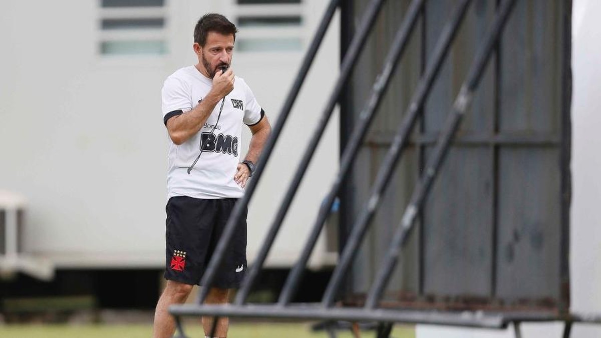 Ramon revela conversa com Bruno César e aposta em nova fase no Vasco ...