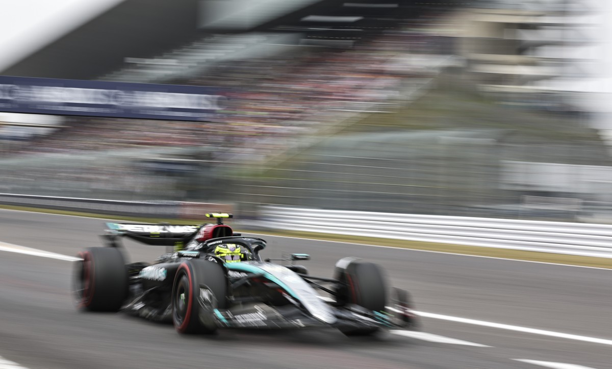 7º no grid do Japão, Hamilton celebra melhor carro em três anos ...