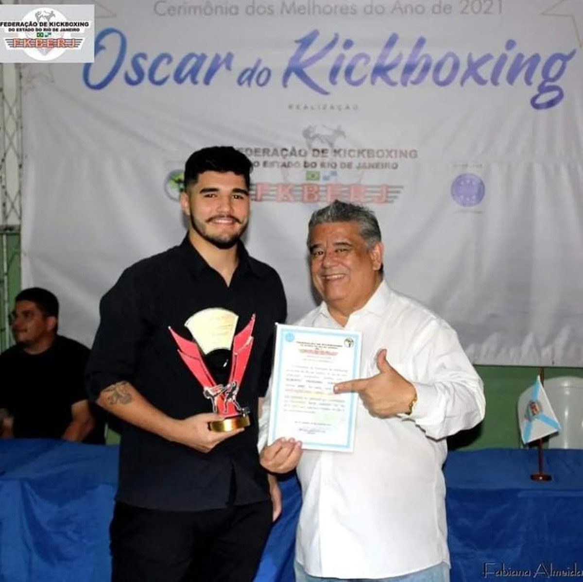 Atleta de Nova Friburgo recebe prêmio de revelação adulto da Federação ...