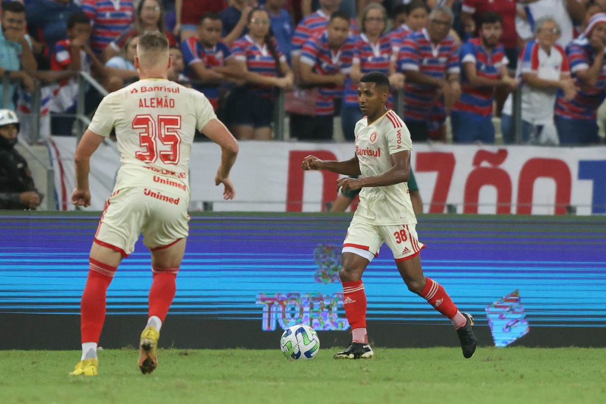 Reforço do Inter estreia e ganha conselhos de campeão do Mundial e da ...