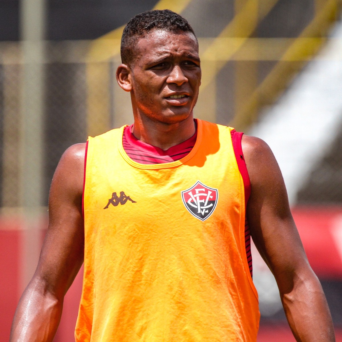 De volta após empréstimo ao Juventude, volante Gabriel Bispo é ...