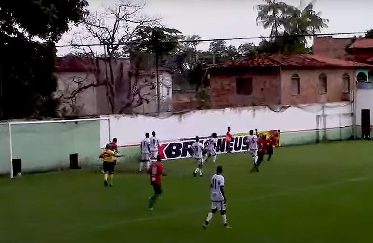 Com gol de Peterson, Pinheiro vence Iape e larga bem na disputa pela ...