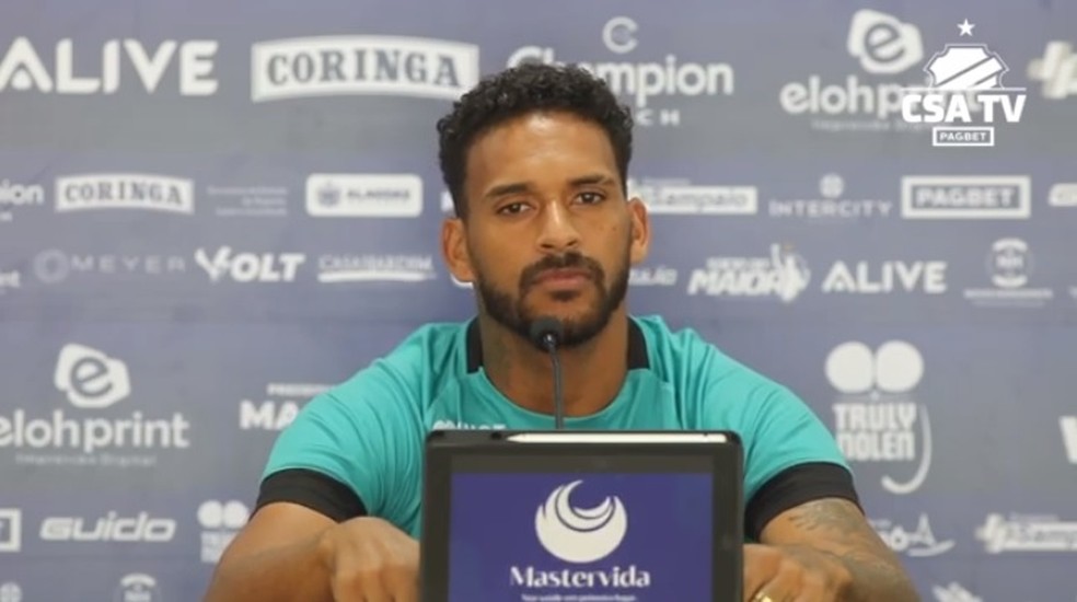 Todinho se apresenta à torcida do CSA na primeira coletiva: "Estou ...