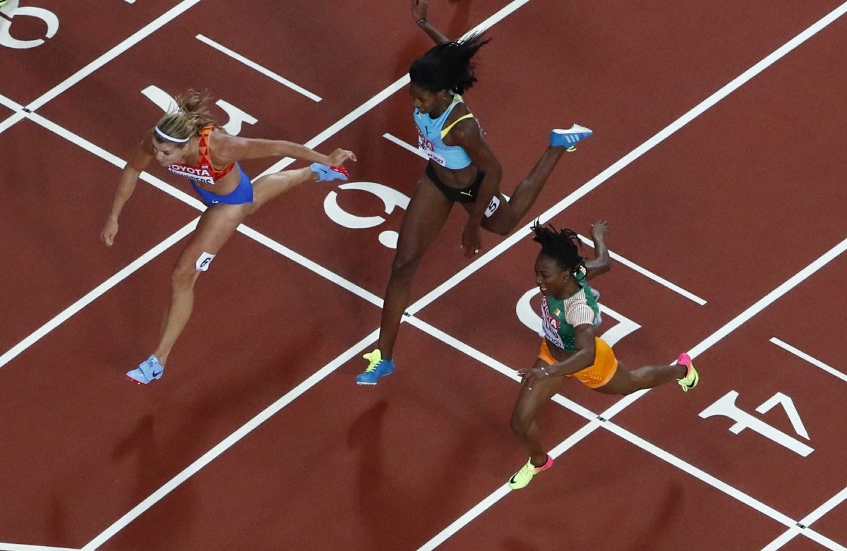 Dafne Schippers vence Ta Lou por três centésimos e é bi mundial dos 200m | atletismo | ge