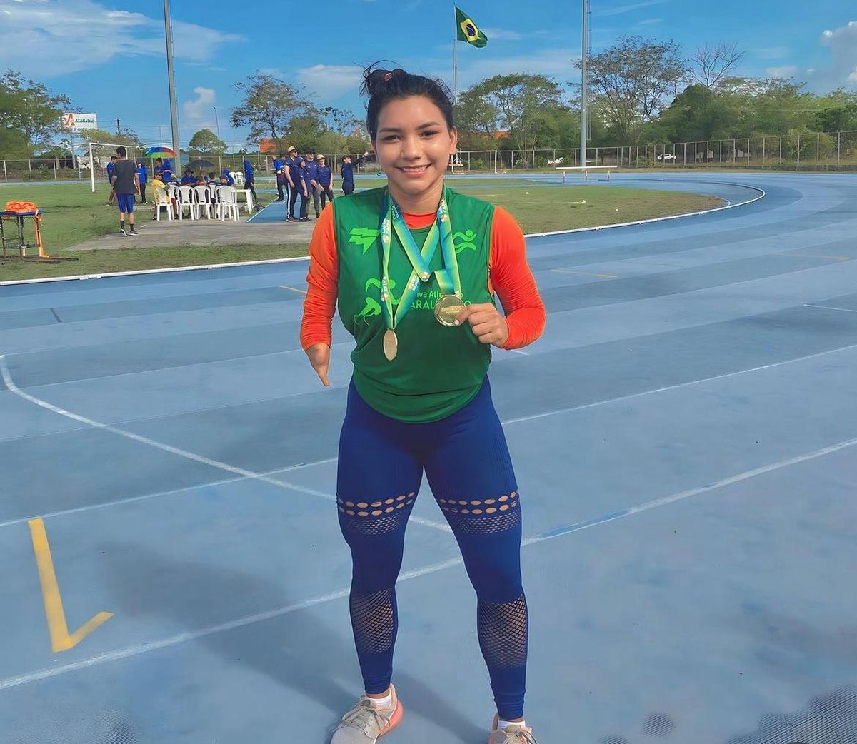 Paratleta vence preconceito e conquista 1ª medalha no dardo: "Tinha ...