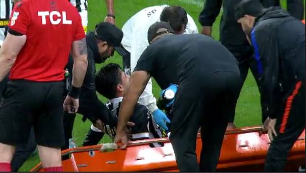 João Basso sente desconforto na coxa e vira dúvida no Santos | santos | ge