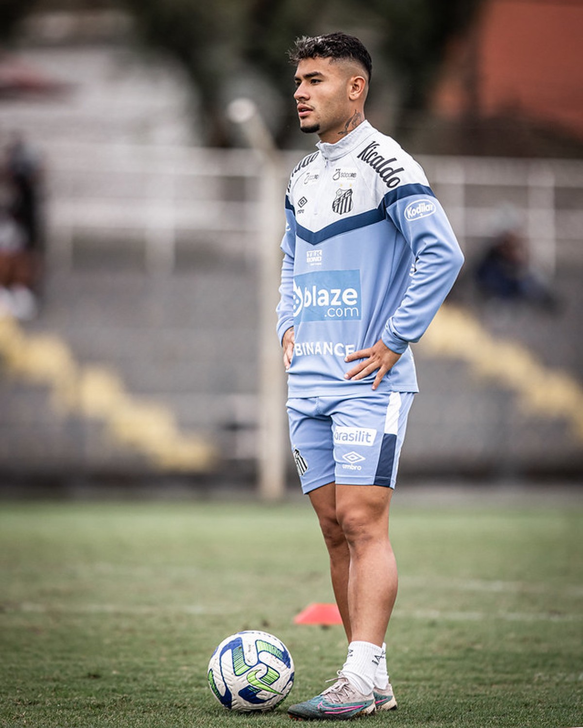 Kevin Malthus se vê mais maduro após passagem pelo sub-20 do Santos ...