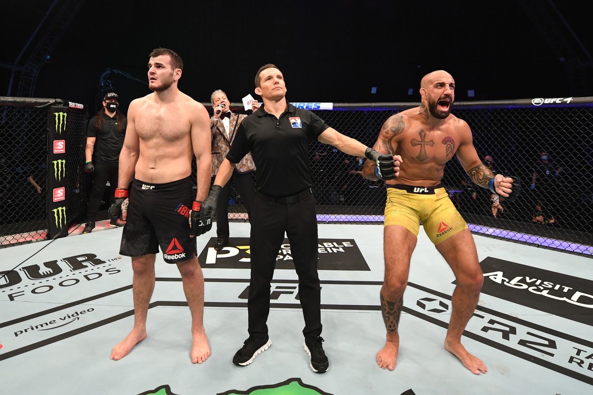 Após vitória em estreia no UFC, Danilo Marques revela lesão no pé ...